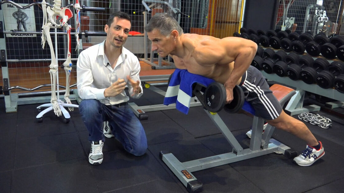 Rematore con manubrio: esecuzione ed errori comuni - Project inVictus