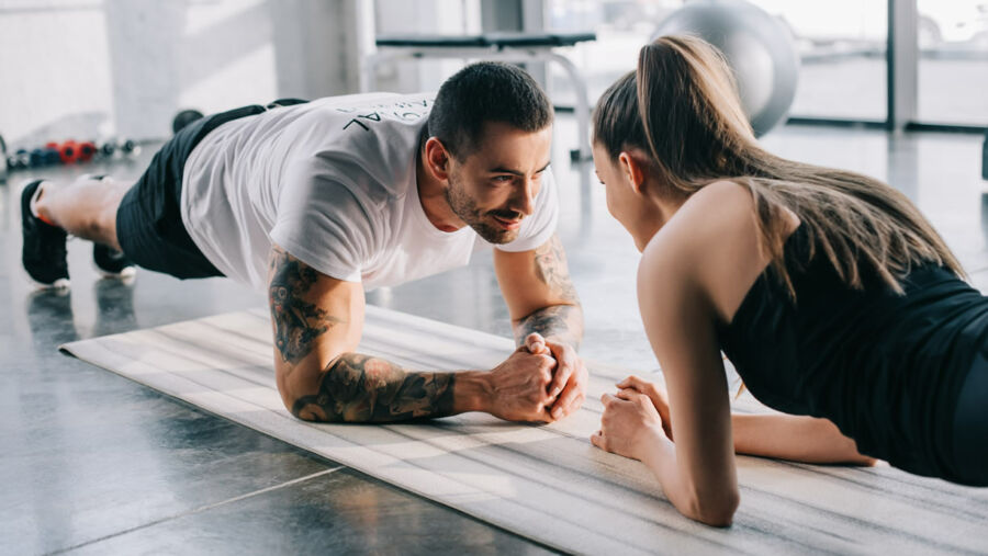 Addominali bassi: come allenarli con 4 esercizi efficaci - Project inVictus