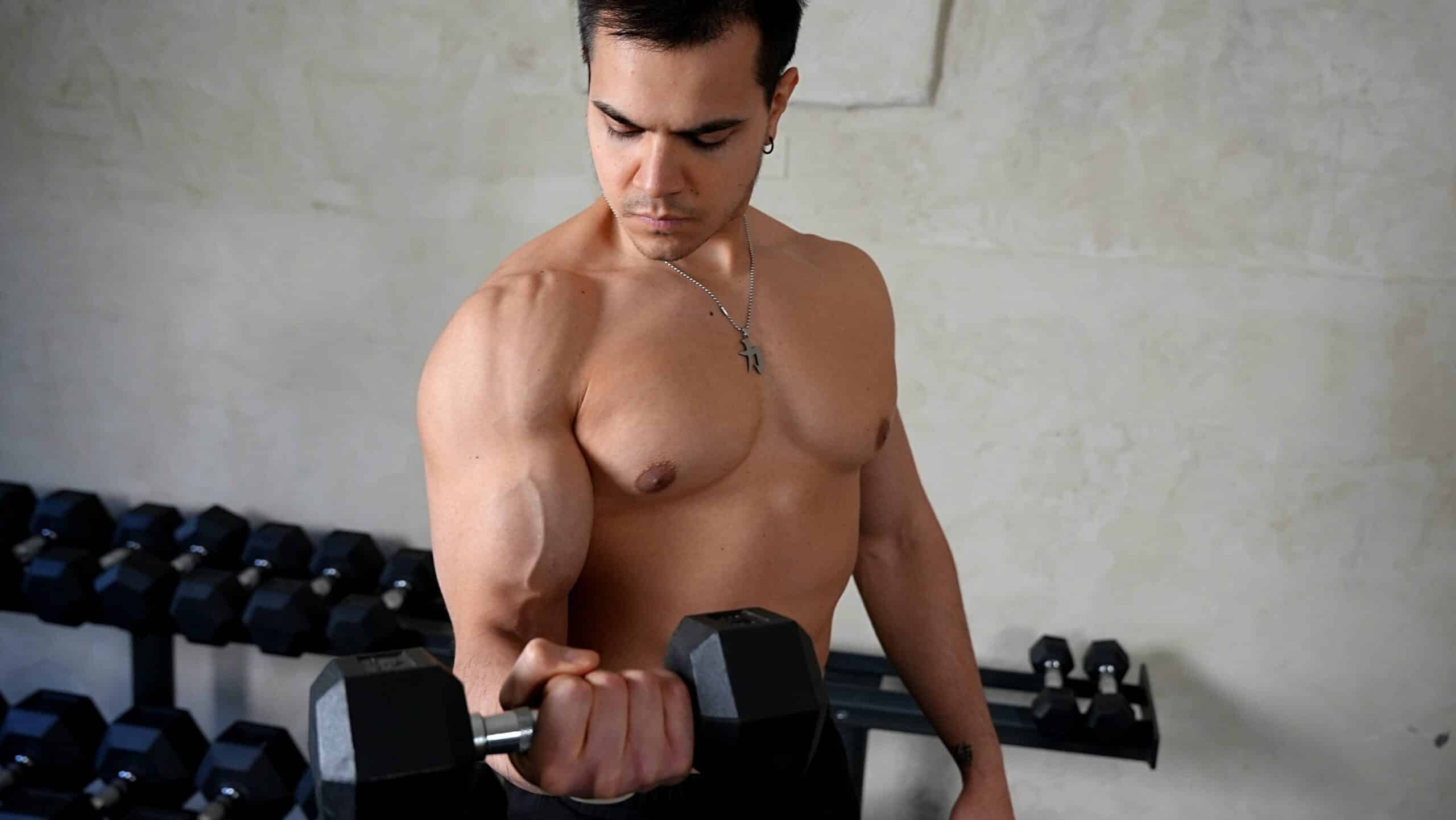 Zottman curl per i bicipiti: tutorial completo - Project inVictus